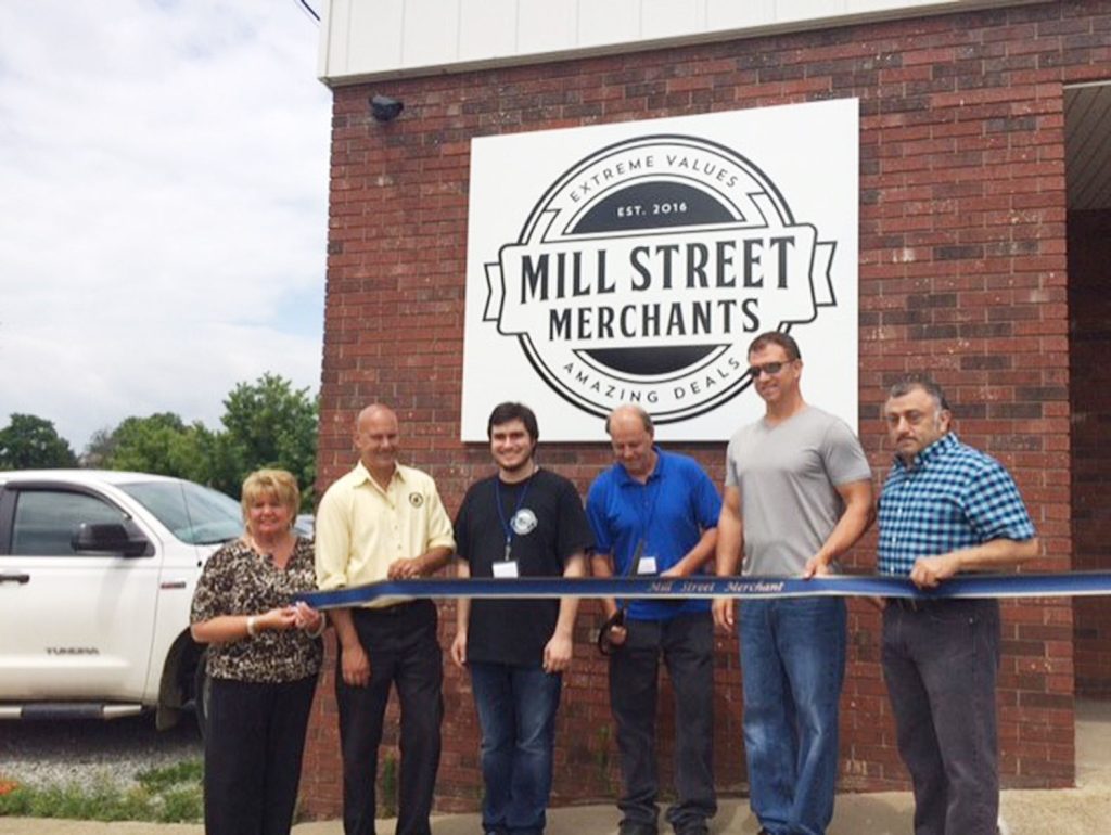 Gabriel brothers open discount grocery store in Uniontown - Herald-Standard